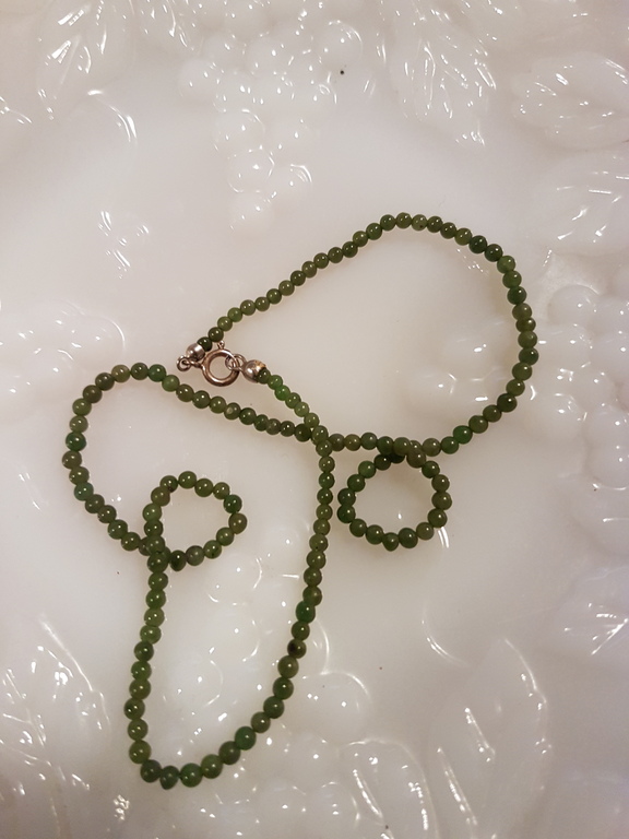 Jade ketting Verkocht | Kunstveiling.nl