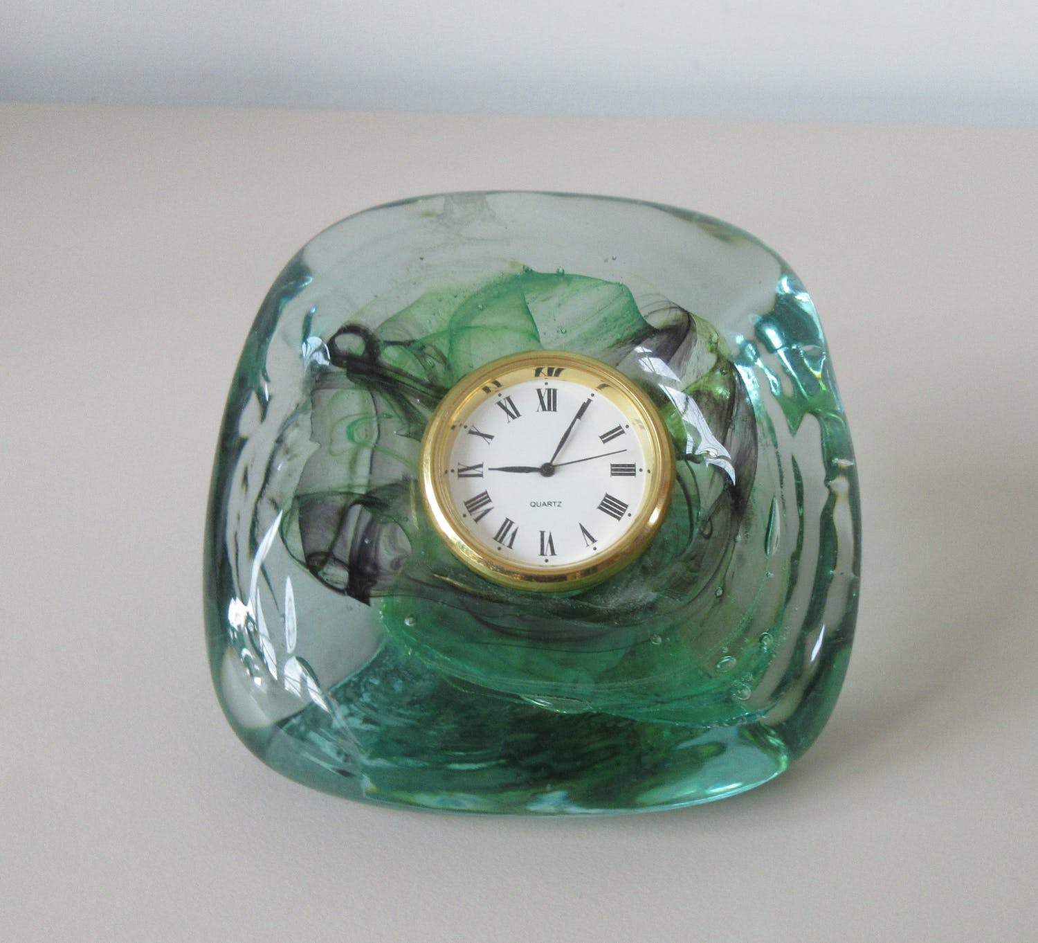 Curiosa - Glazen bureauklokje - Kerry Handcrafted Glass - Ierland ...