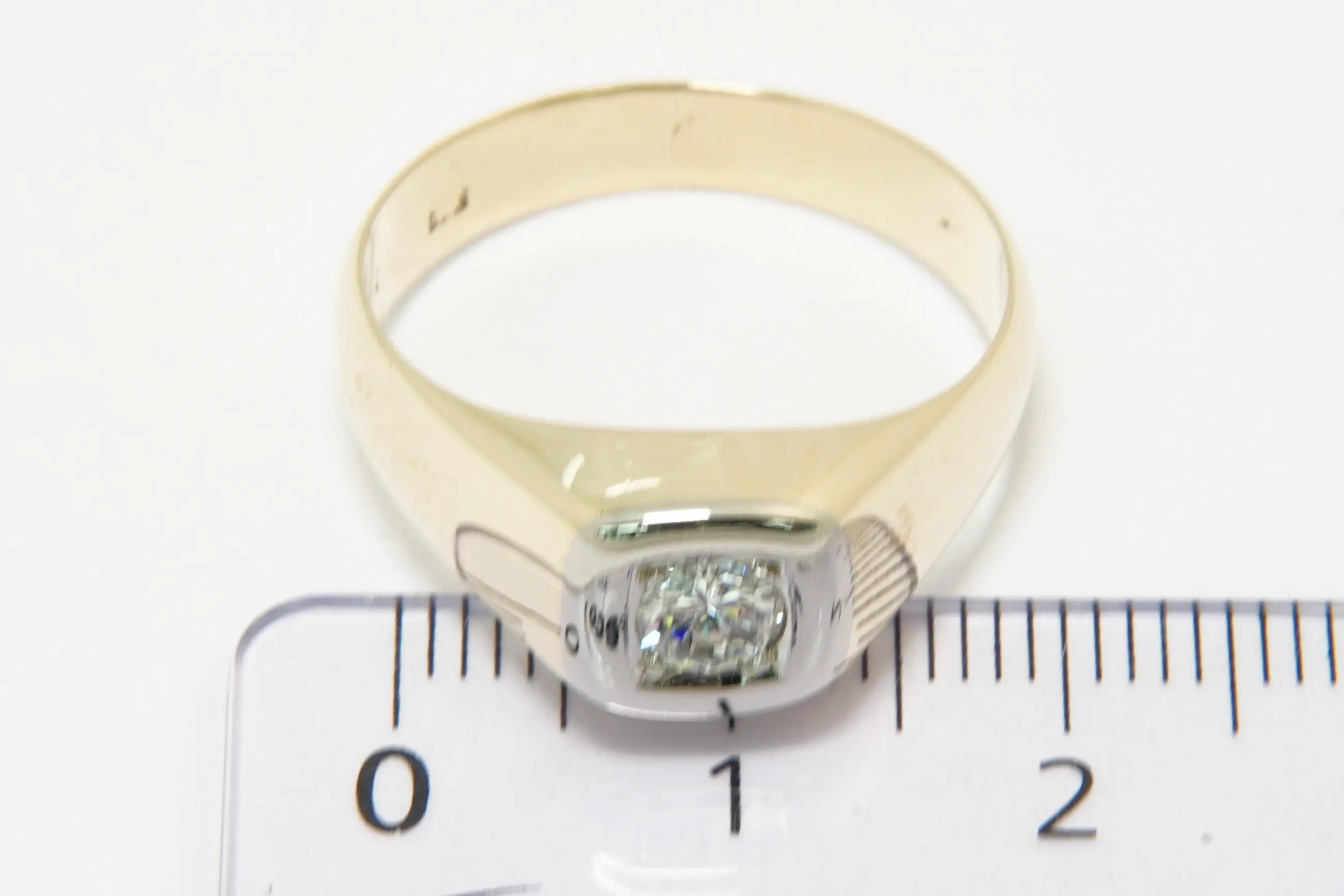 87 - Zo goed als nieuwe 14krt gouden solitair ring met 0.31ct top (H/vs) diamant Verkocht ...
