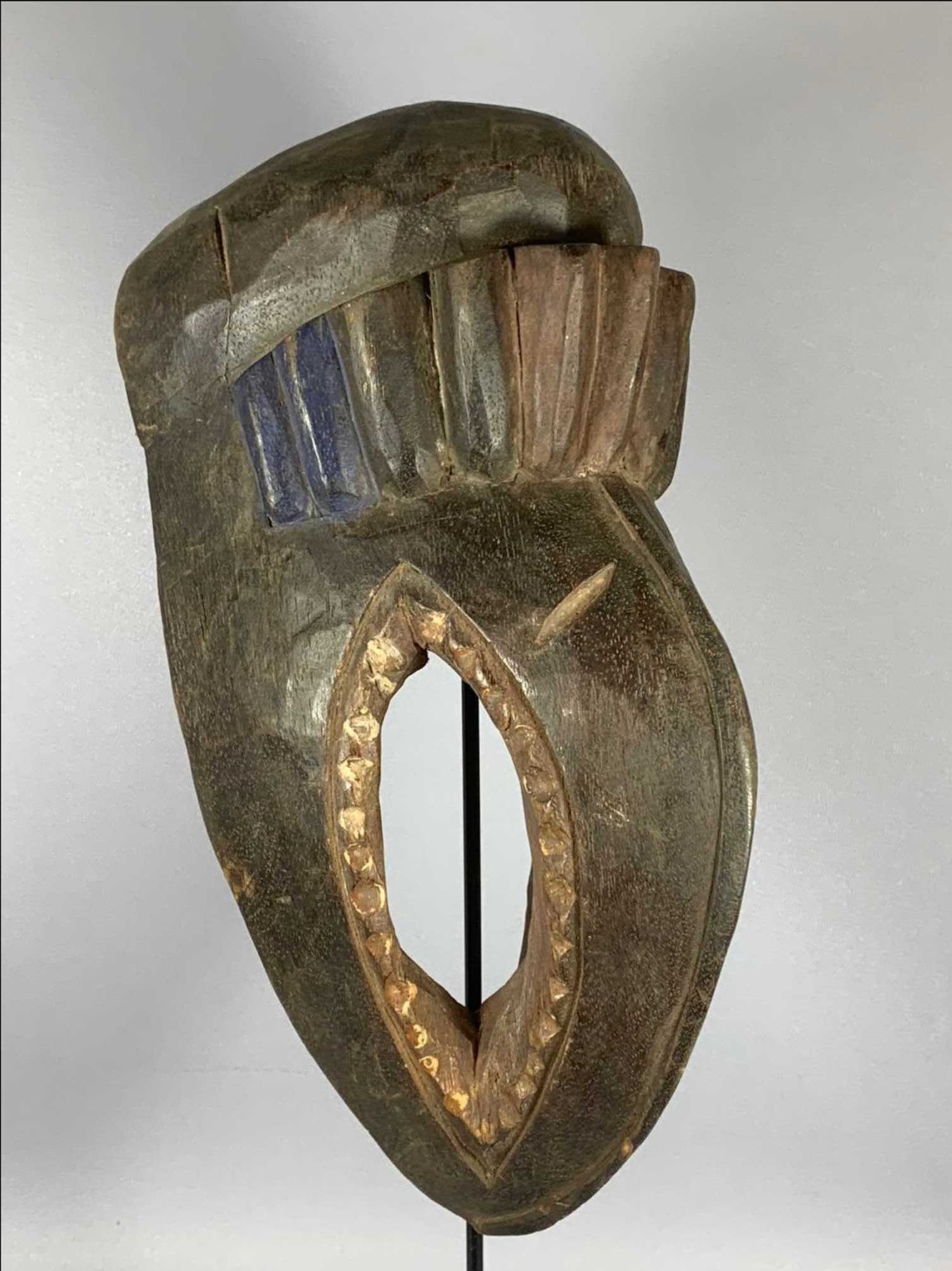 Dan - Tribal Used African Dan Bird Mask - Nigeria. Verkocht ...