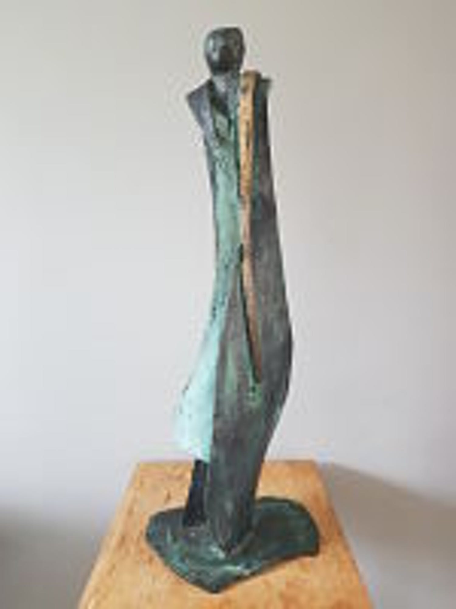 Renee van Leusden - Prachtig koperen beeld Verkocht | Kunstveiling.nl