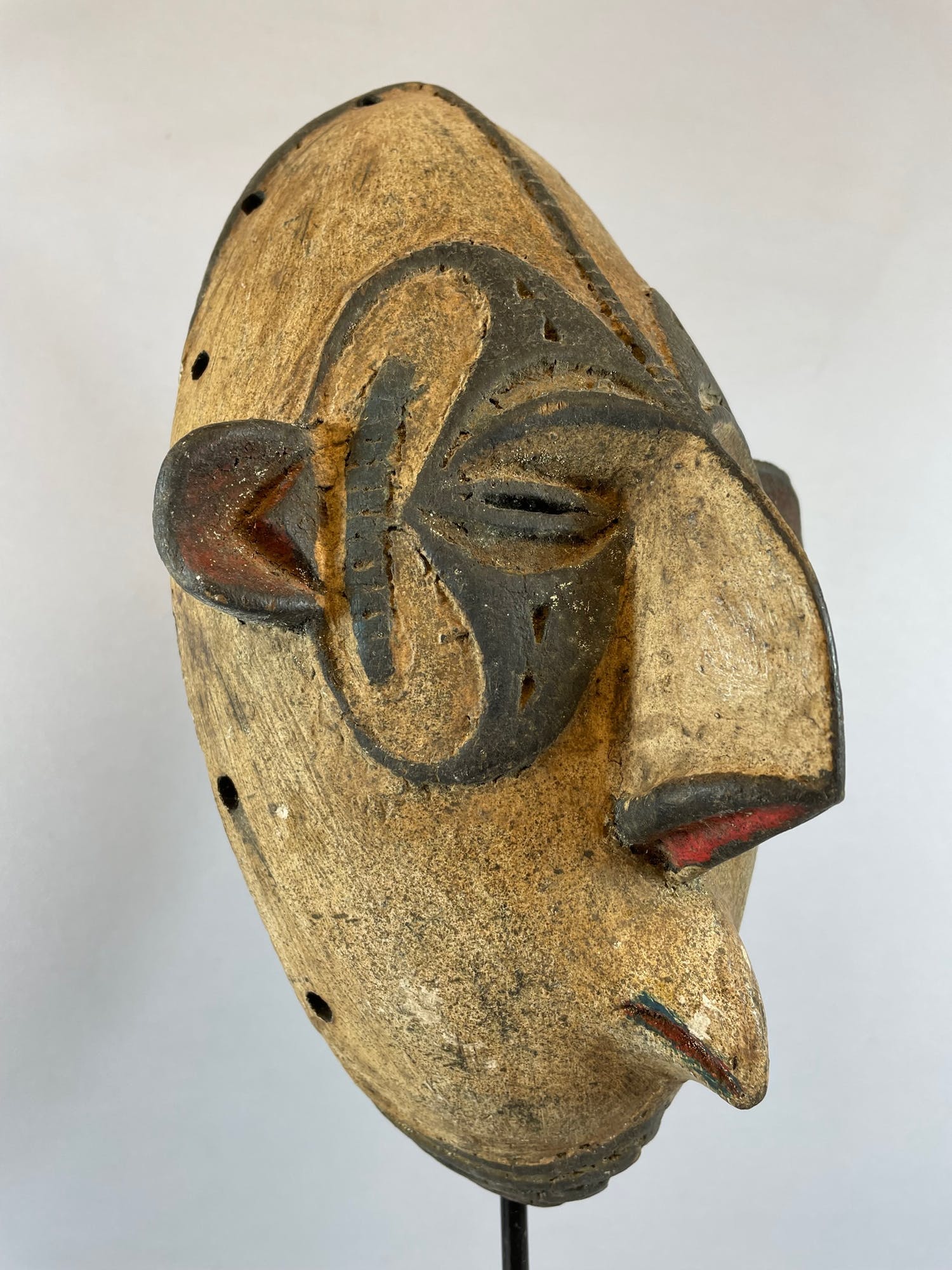 Igbo - 220246 African mask from the Igbo - Nigeria. Verkocht ...