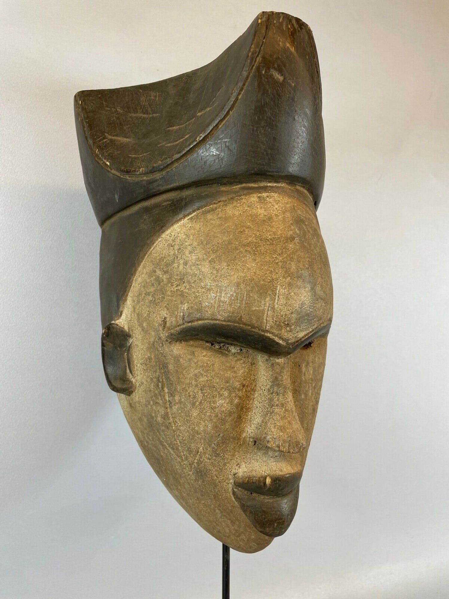 Dogon - 211035 - African Aduma mask - Gabon. Verkocht | Kunstveiling.nl