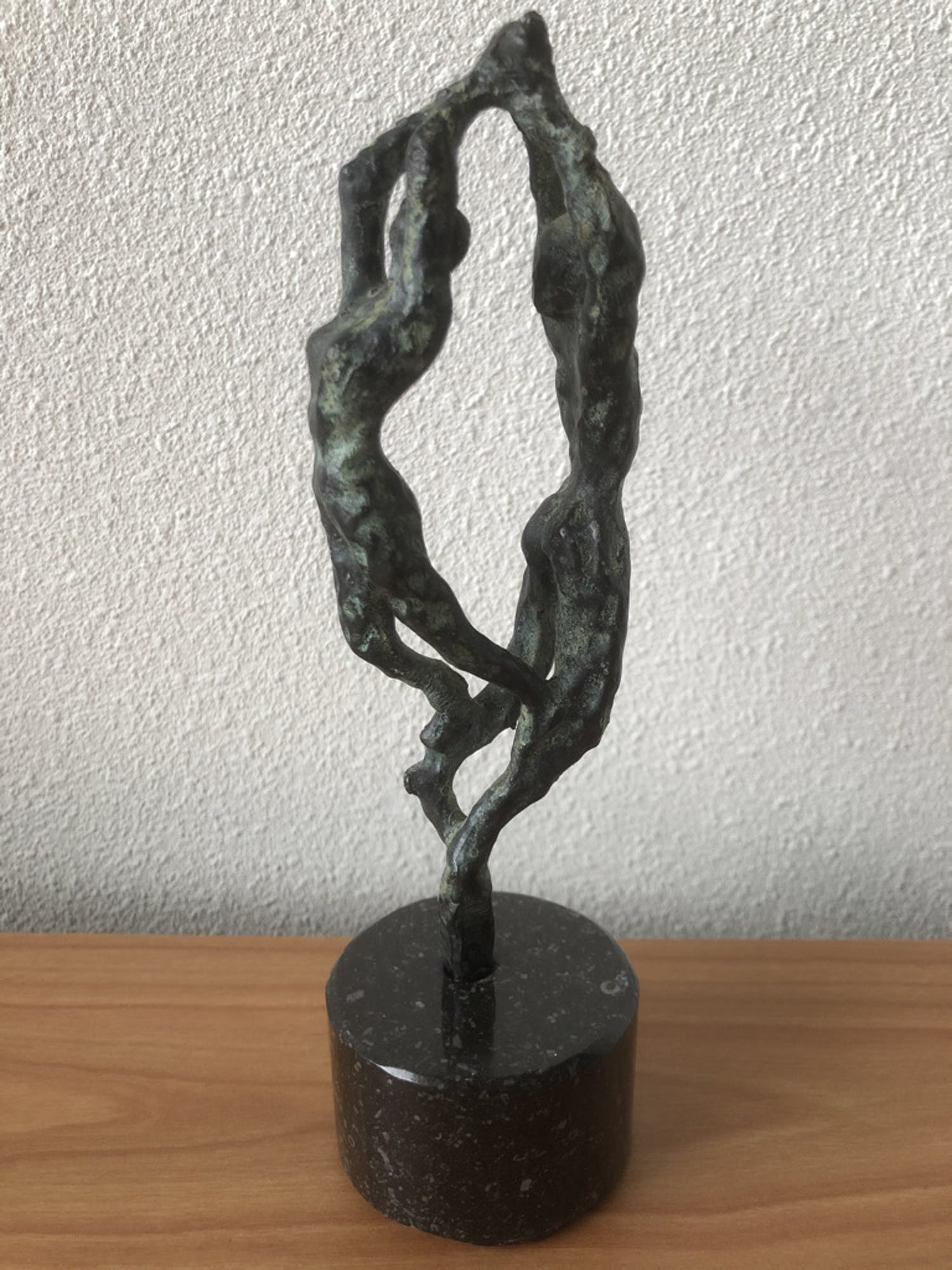Brons - Modern bronzen beeld van man en vrouw Verkocht | Kunstveiling.nl