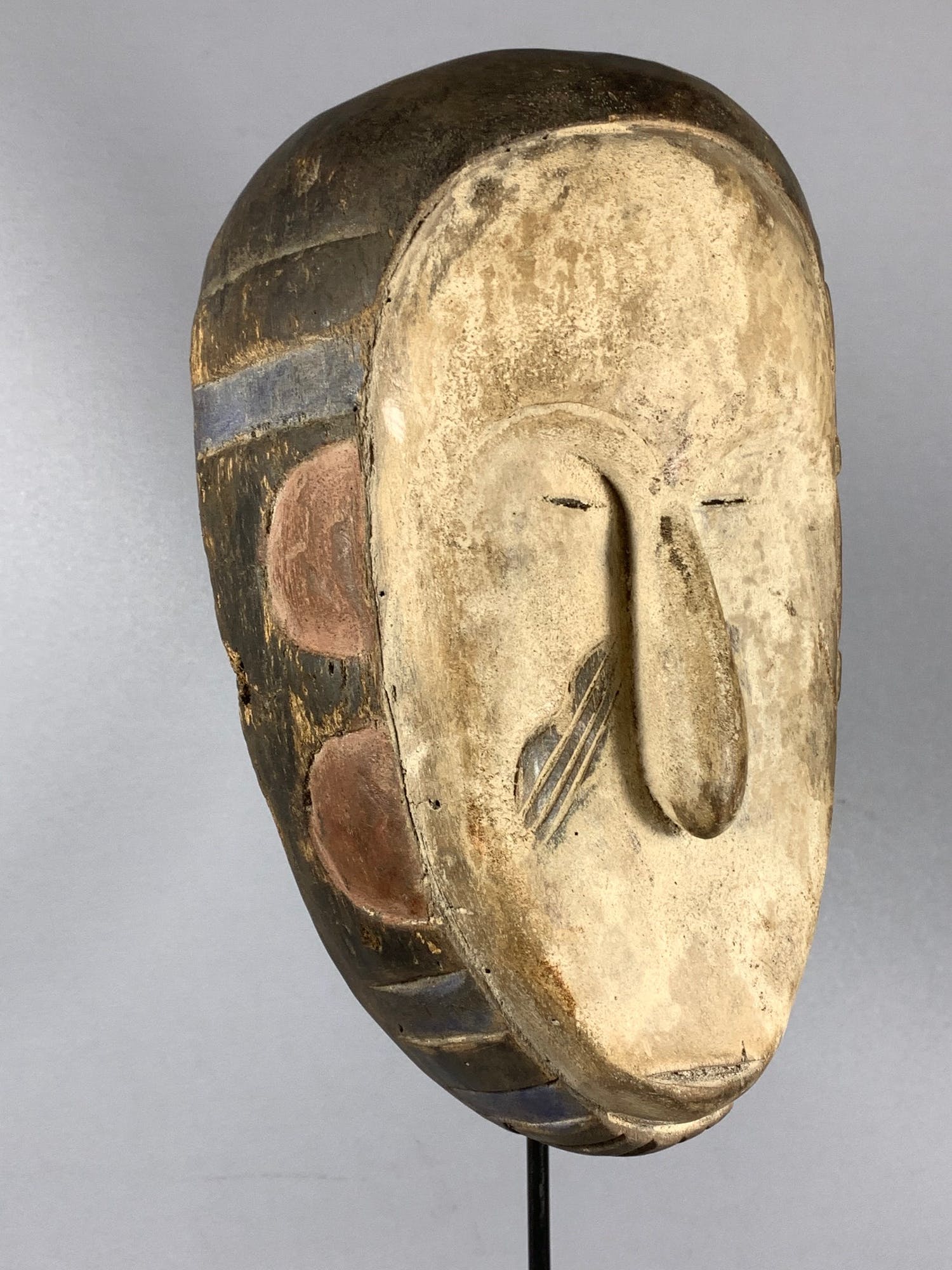 Eket - Tribal used Africa Eket mask from Nigeria Verkocht | Kunstveiling.nl