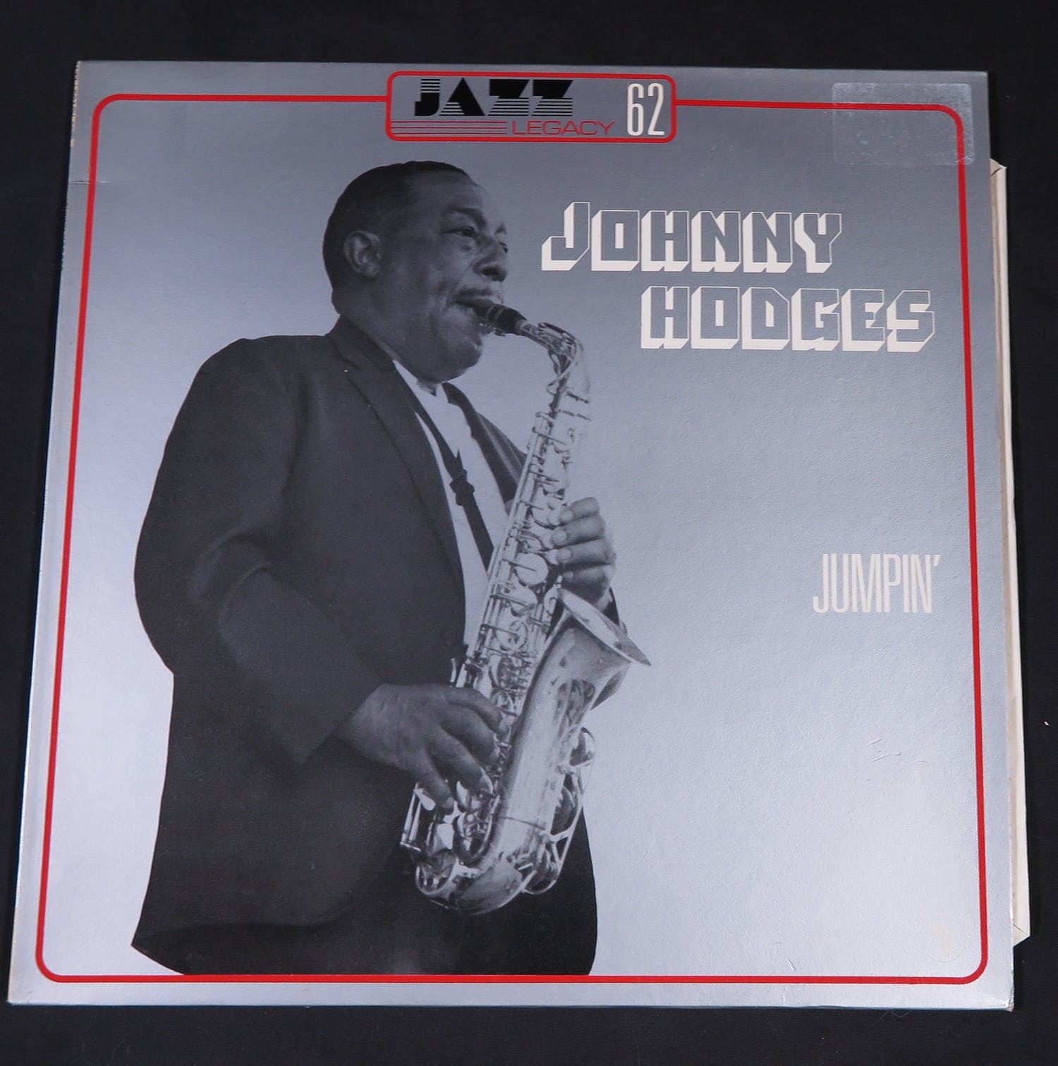Johnny Hodges - Jumpin' (Jazz Legacy) Verkocht | Kunstveiling.nl