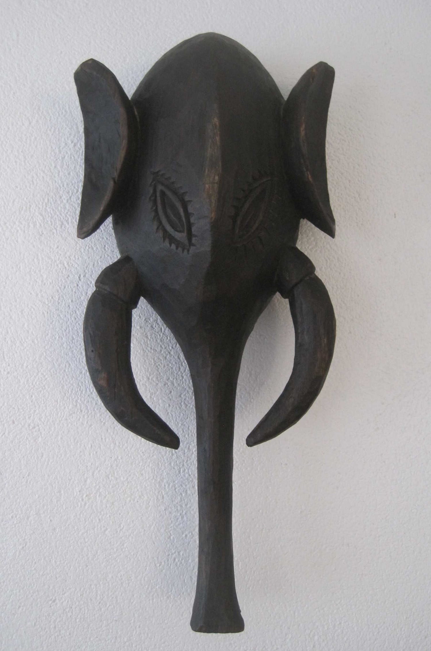 Baule - Olifant masker. Verkocht | Kunstveiling.nl