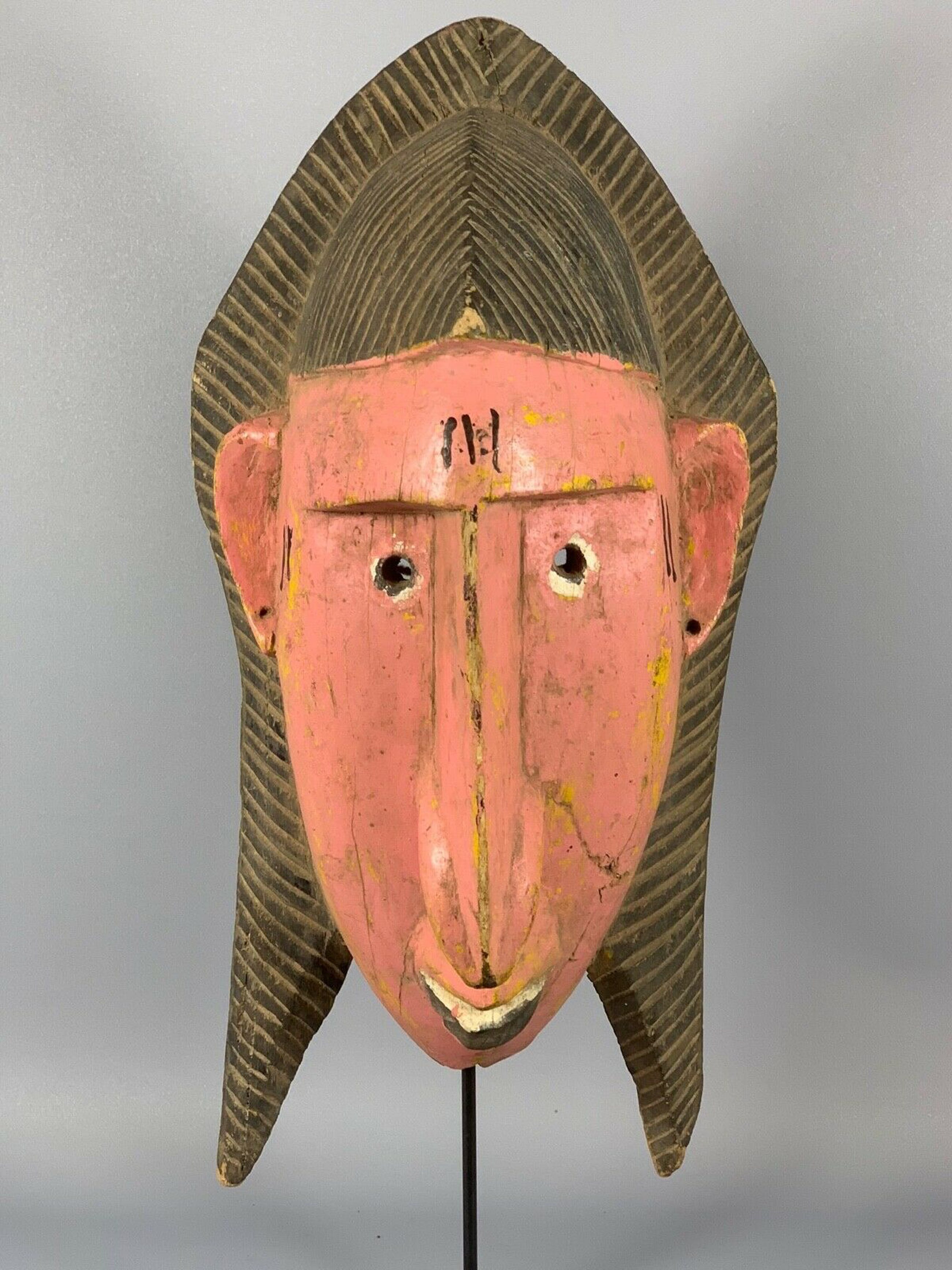 Bobo - 180210 - Old Tribal used African Pink Bozo mask - Mali. Verkocht ...