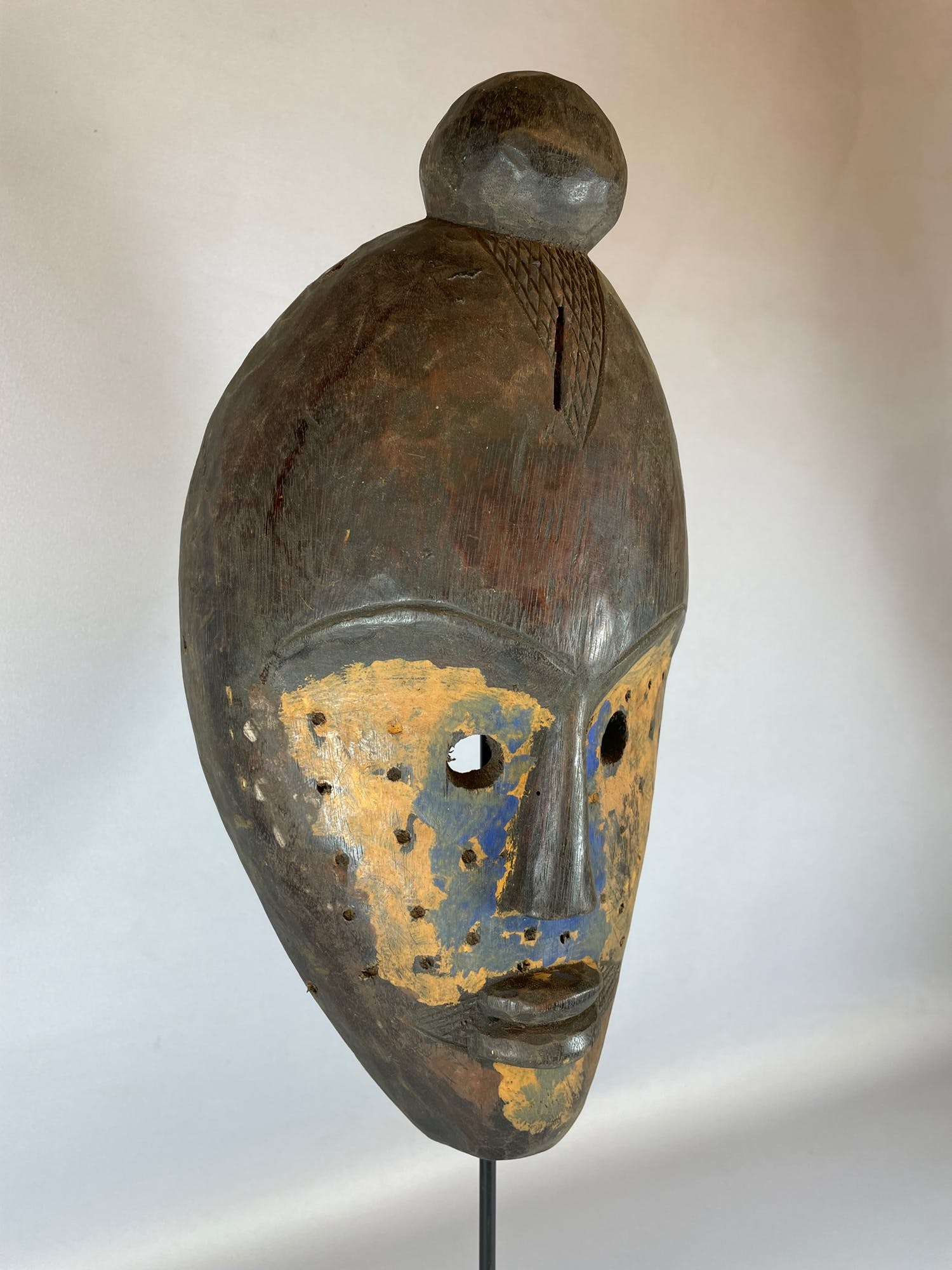 Dan - African Mask from the Dan People - Liberia. Verkocht ...