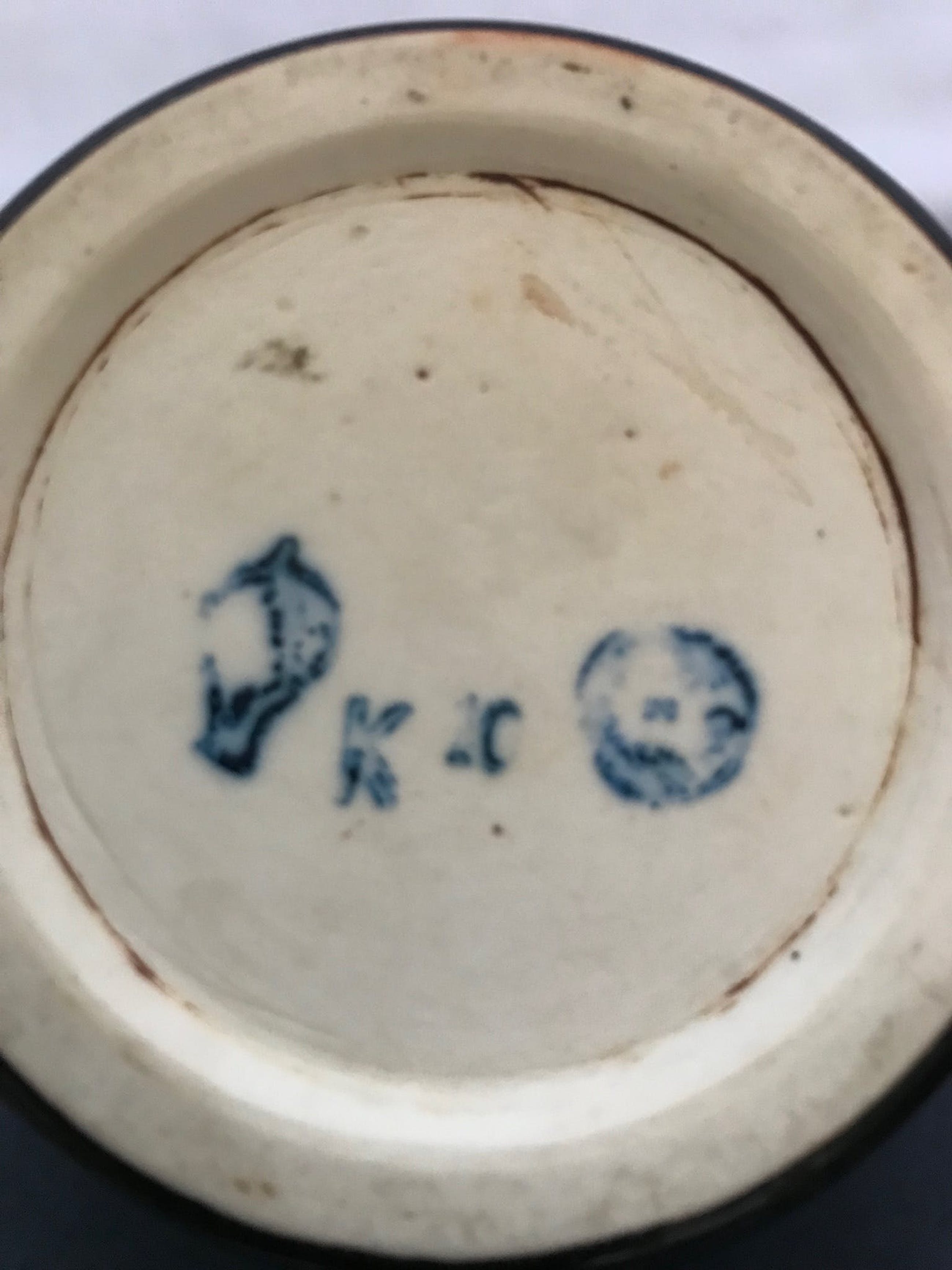 Han Knaap - Porseleinen vaas met ‘Kaki tenmoku’ glazuur, uitvoering St ...