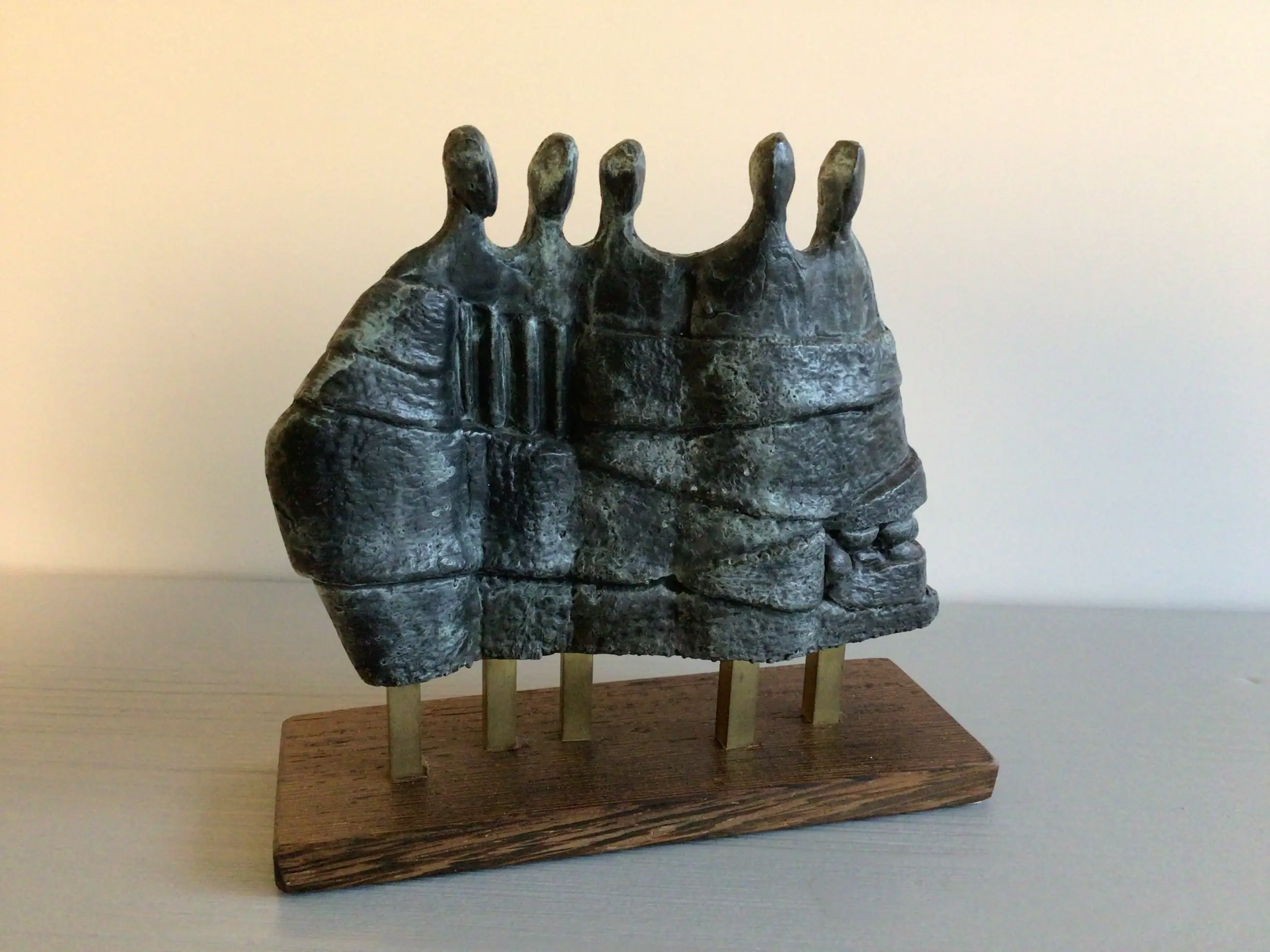 Judith Braun - Sculptuur “ Kracht door eenheid “ zeldzaam Verkocht ...